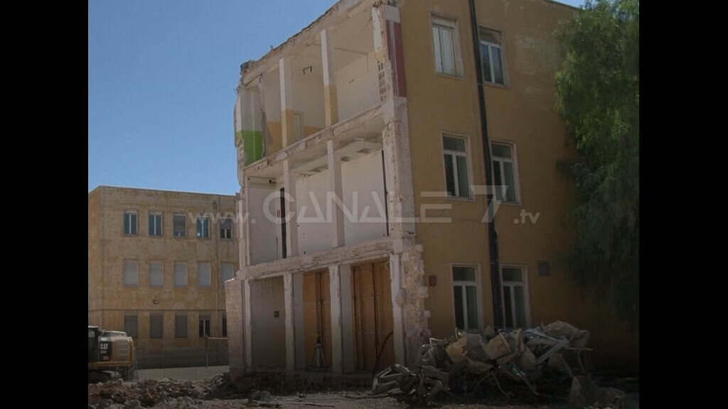 Canale 7 TV | Lavori al "Consoli" di Castellana: nessun problema per la ...